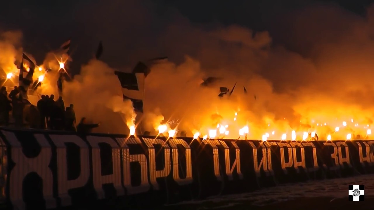 Grobari na Partizan - Radnički Niš 28.02.2015 - YouTube