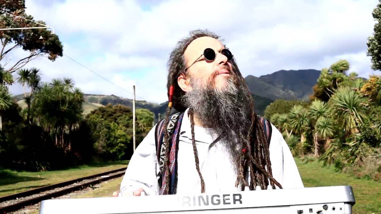 Jeff Simmonds - I Choose to Live in Hope - YouTube