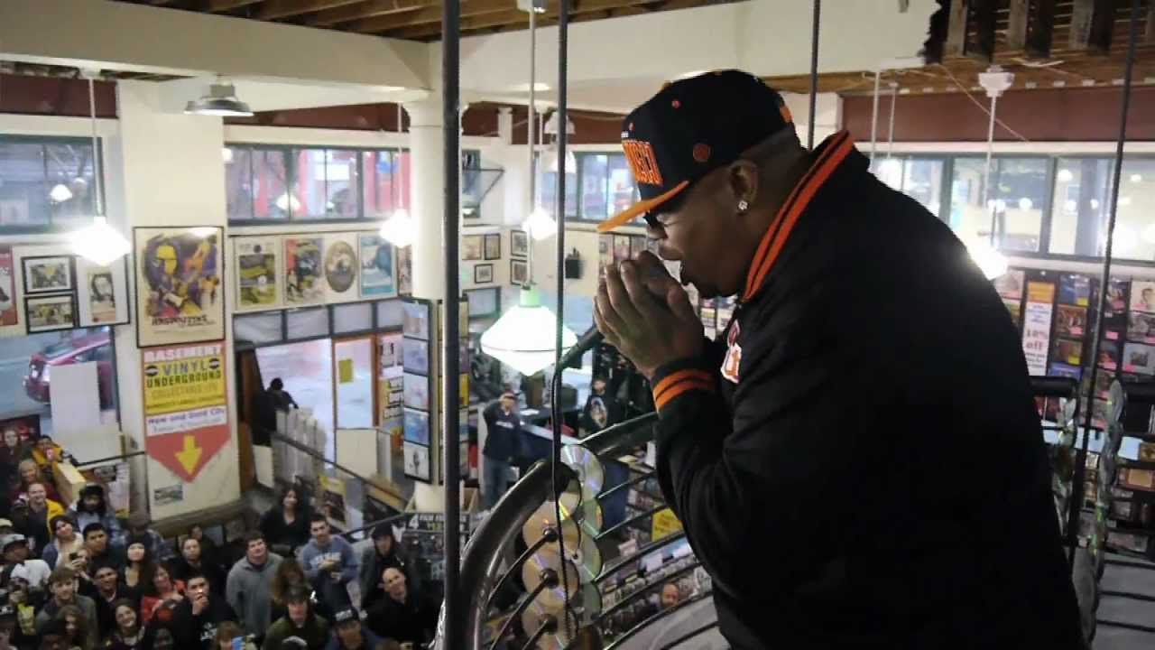 E-40 Block Brochure release party @ Rasputin Music, Berkeley - YouTube