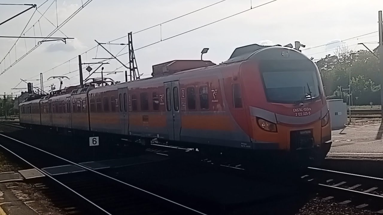 4.5.2024 EN57AL - 1515 - YouTube