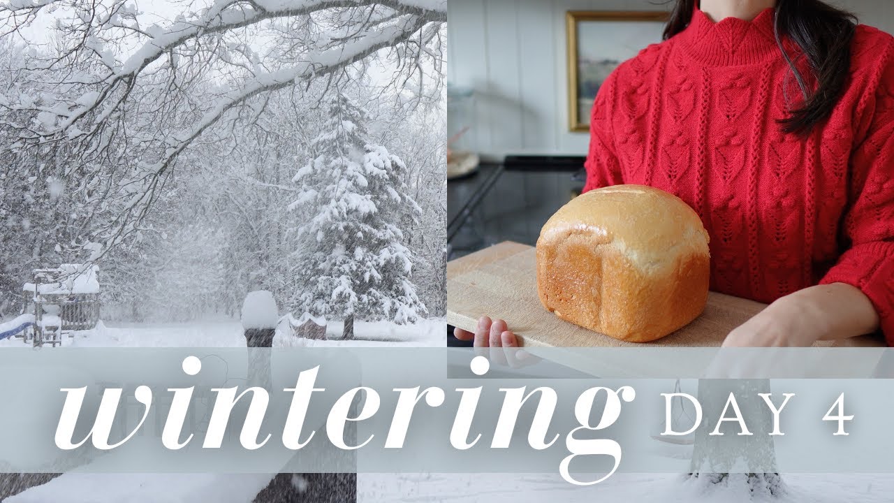 Snow Day & Fresh Bread | January Wintering VLOGS - YouTube