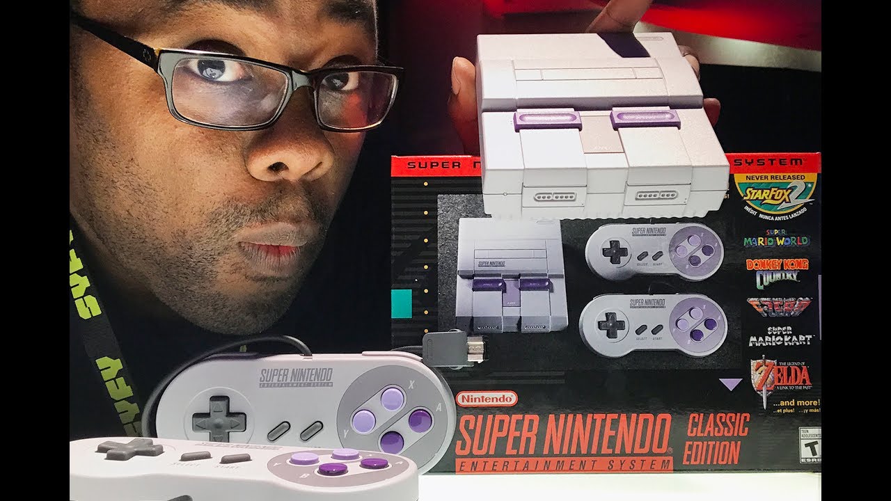 SUPER NES CLASSIC EDITION IN MY HANDS - Nintendo Console Preview ...