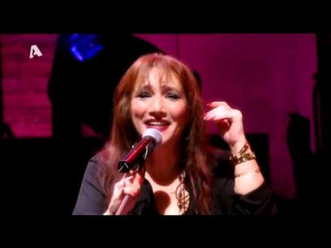 ΕΛΕΝΗ ΒΙΤΑΛΗ & ΓΛΥΚΕΡΙΑ - ΜΕ ΓΕΛΑΣΑΝ ΜΙΑ ΧΑΡΑΥΓΗ [ΙΕΡΑ ΟΔΟΣ] - YouTube