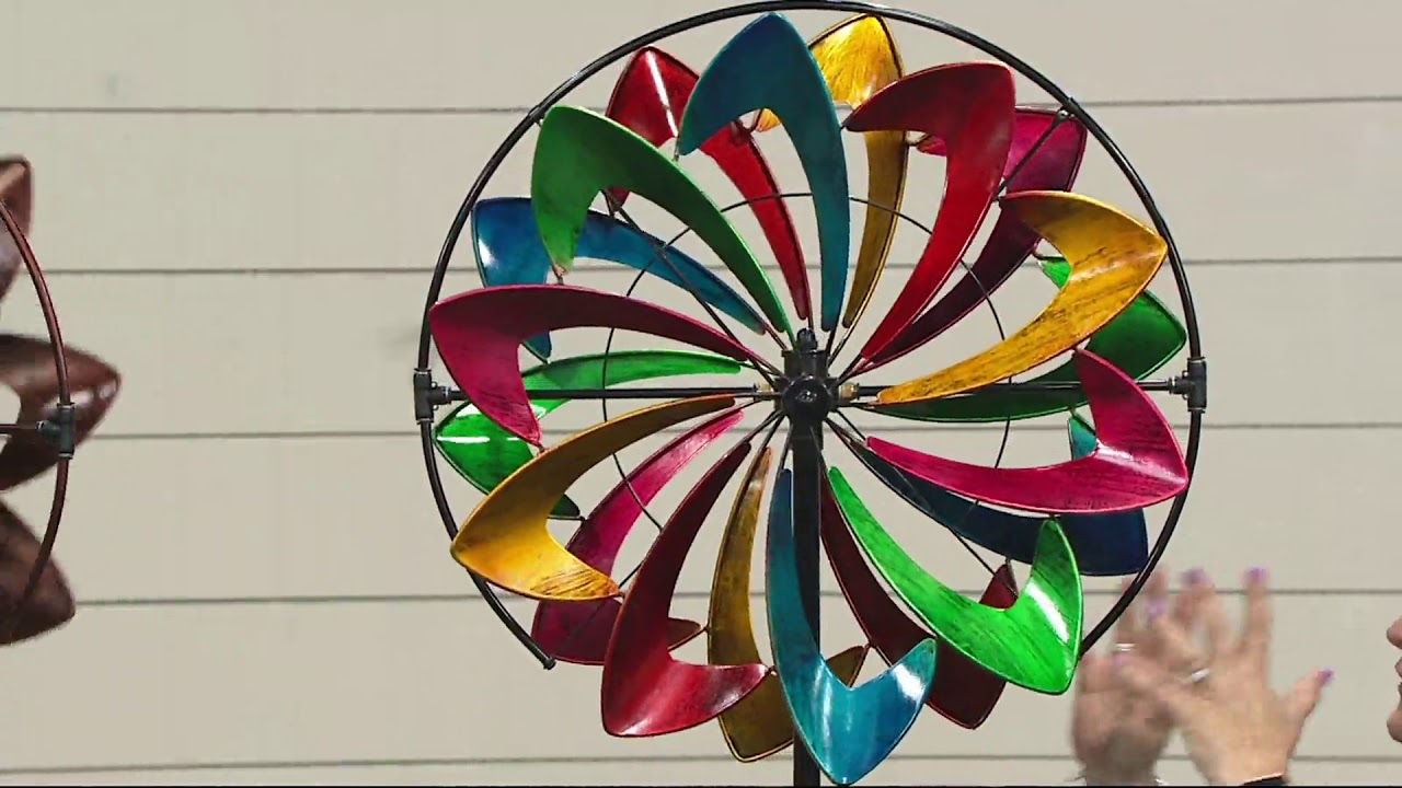 Plow & Hearth 6' Decorative Flower Sprinkler Spinner on QVC - YouTube