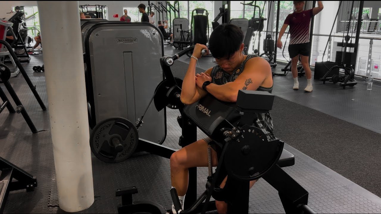 back and bicep session after my first exam. - YouTube