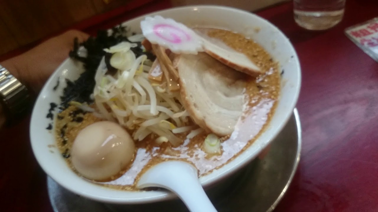 Miso Ramen and Shoyu Ramen at Jun Ramen, Nagaoka Japan - YouTube
