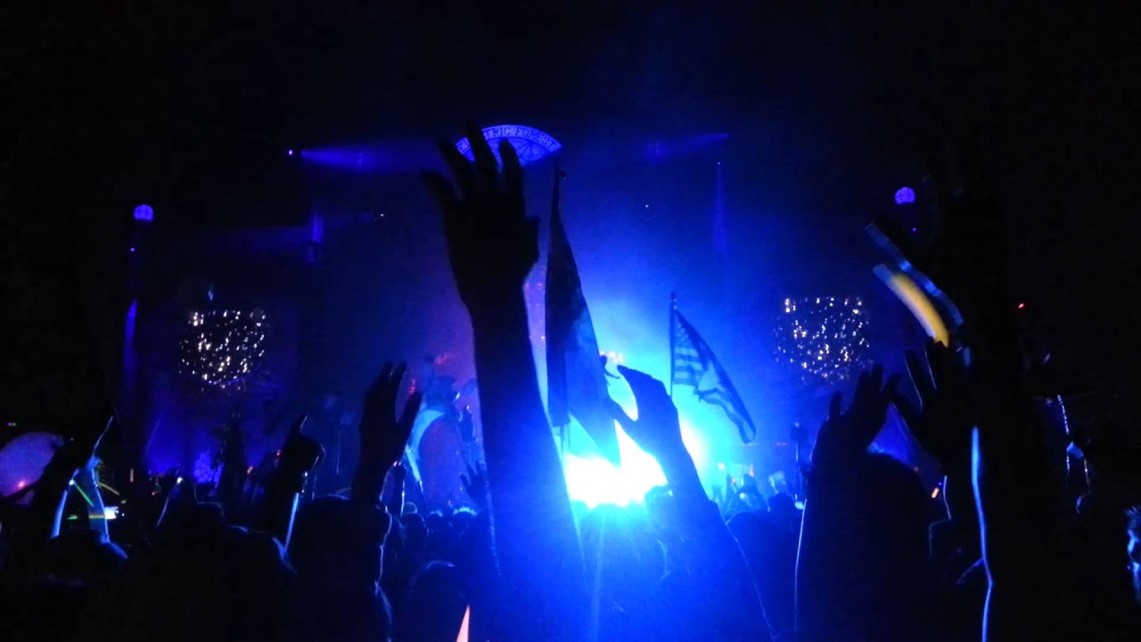 Pretty Lights Electric Forest 2013 part 2 - YouTube