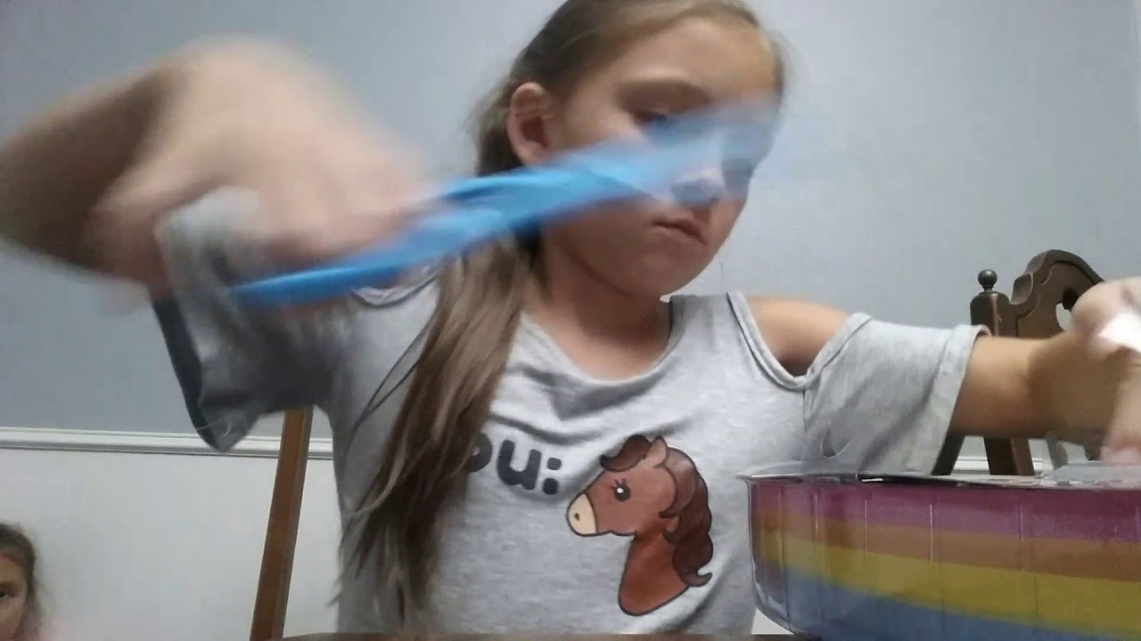 Aaliyah's toy review - YouTube