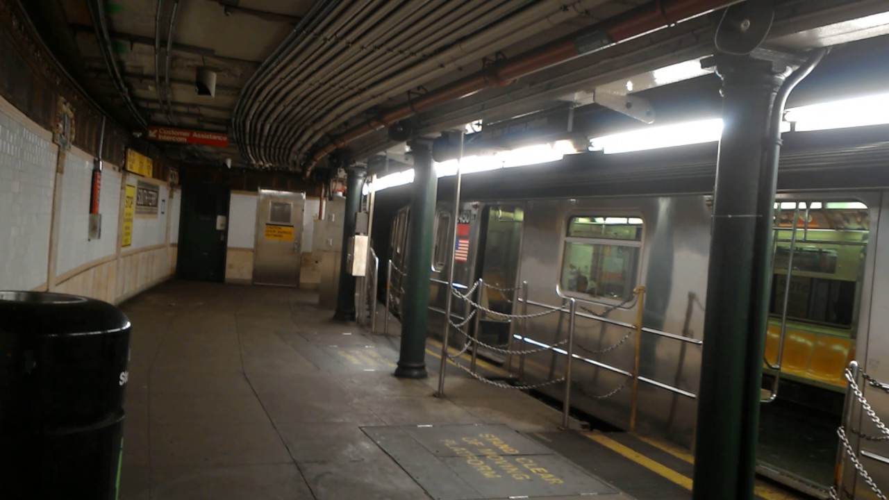 NYC Subway: A Quick Tour of the Old South Ferry Loop Station - YouTube