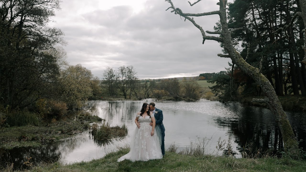 Dionne & Lewis | Le Petit Chateau - YouTube