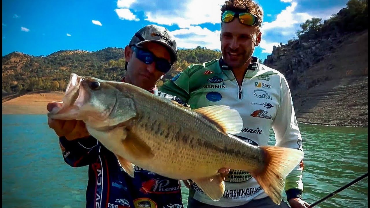 Pescando en el JANDULA con IVÁN MERCHAN.🔥 - YouTube