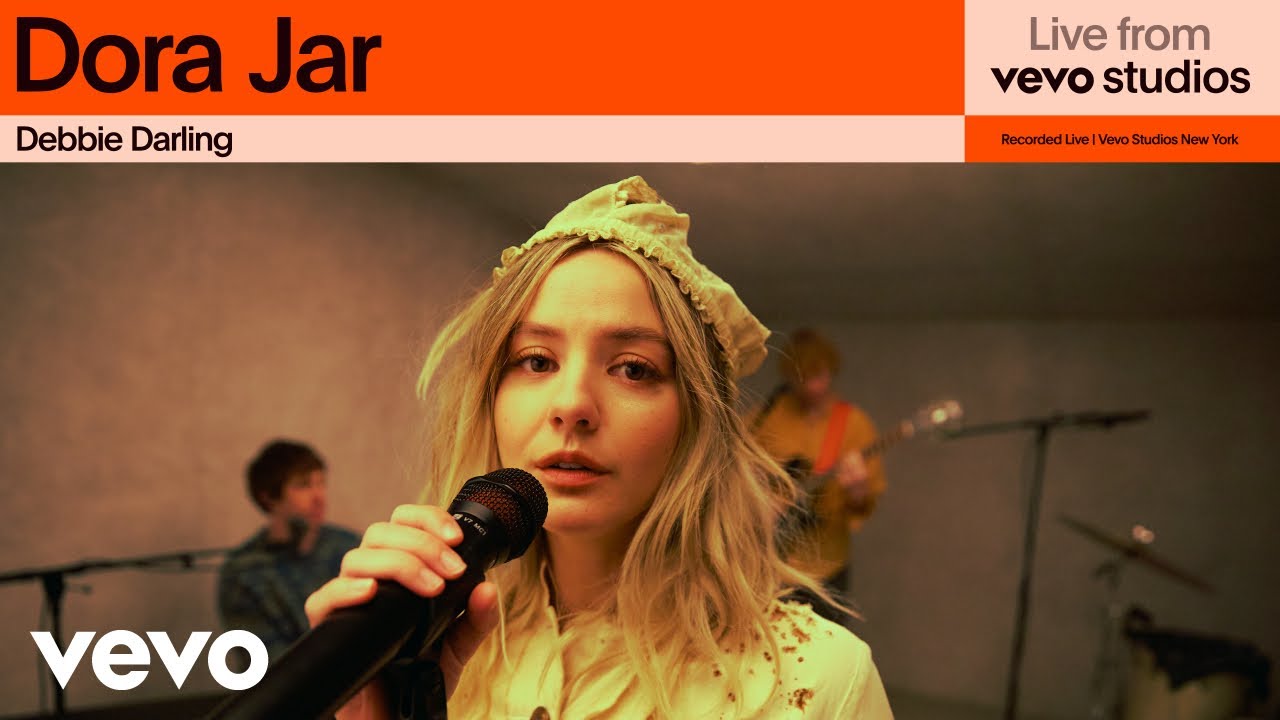 Dora Jar - Debbie Darling | Live From Vevo Studios - YouTube