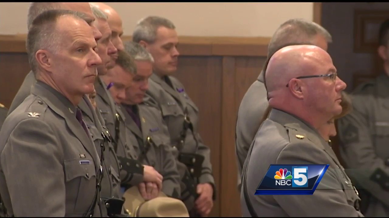 Hundreds say final goodbye to Sept. 11 first responder - YouTube