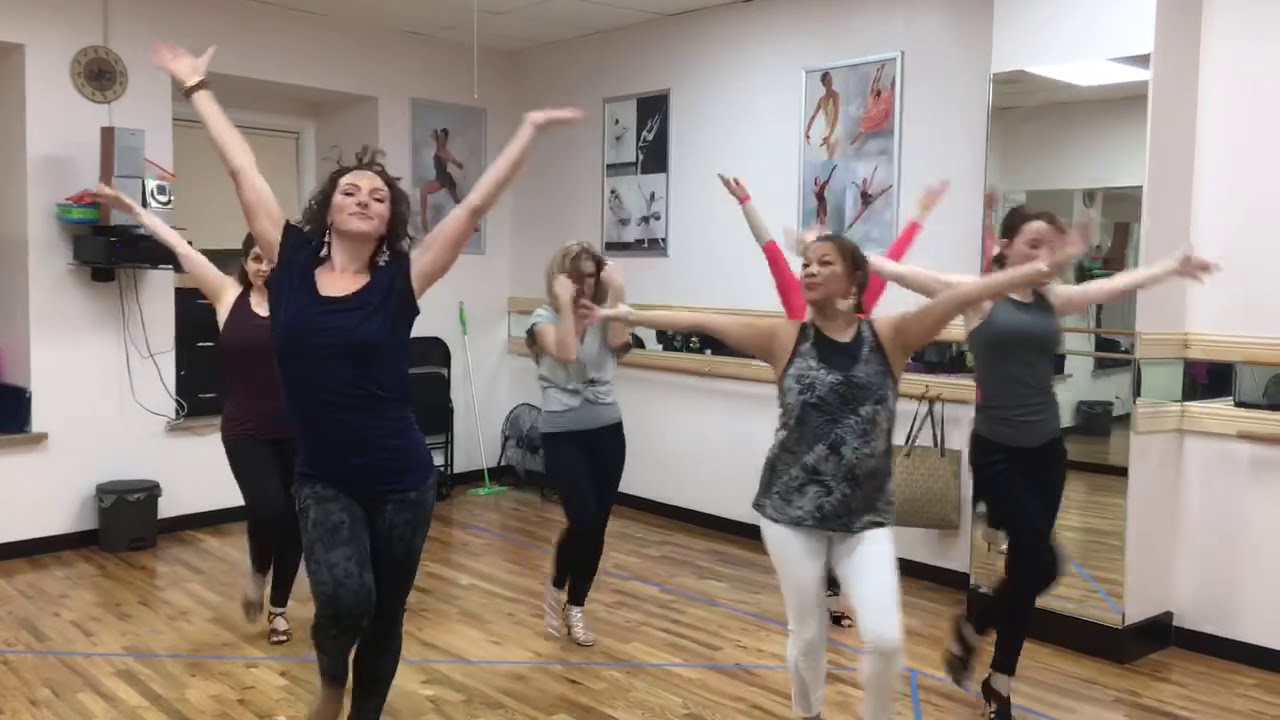 Lady’s STRUT and Sexy Dance Class - YouTube