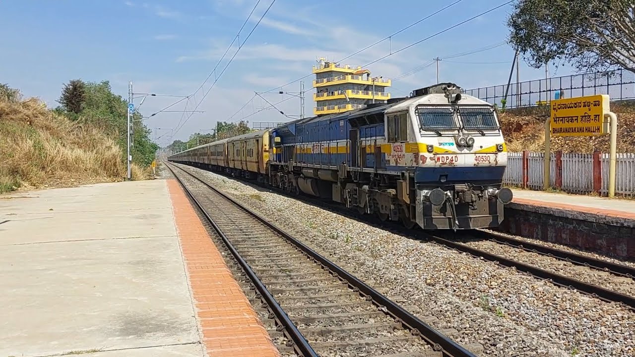 5 in 1 Diesel & Electric Trains On Bengaluru Hubballi | Shivamogga Line ...