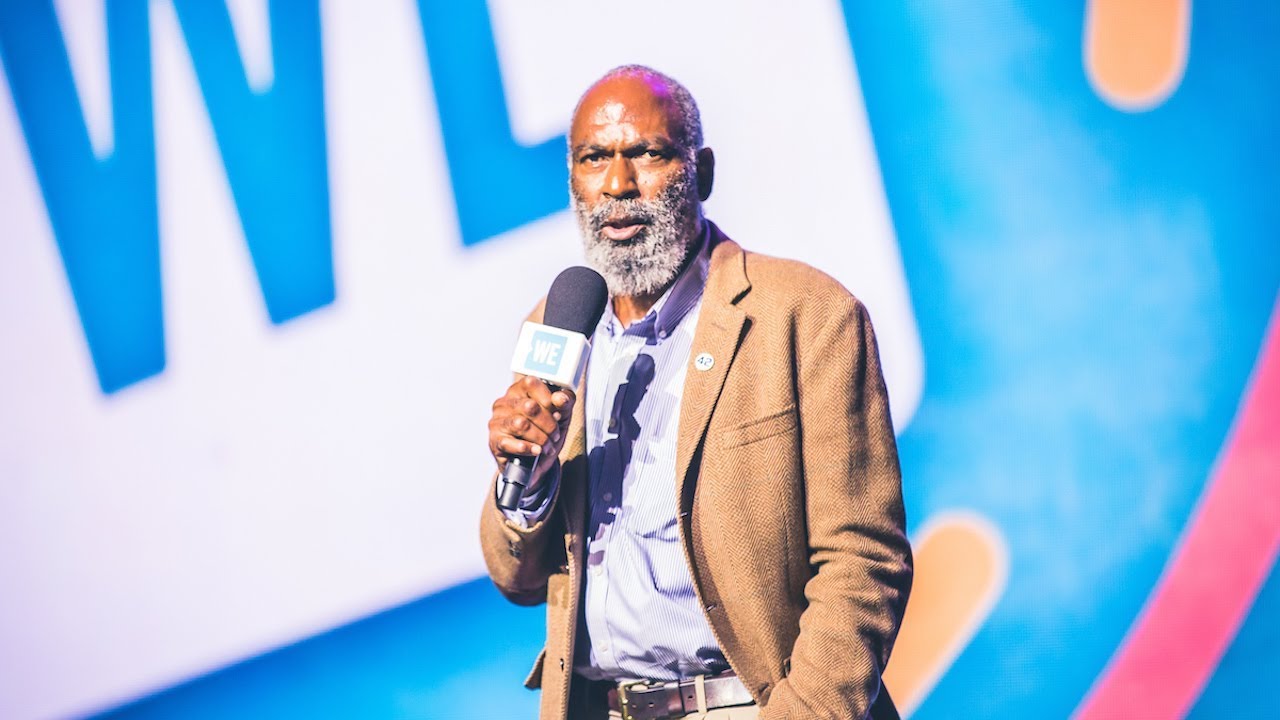 Jackie Robinson's son David Robinson speaks at WE Day UN - YouTube