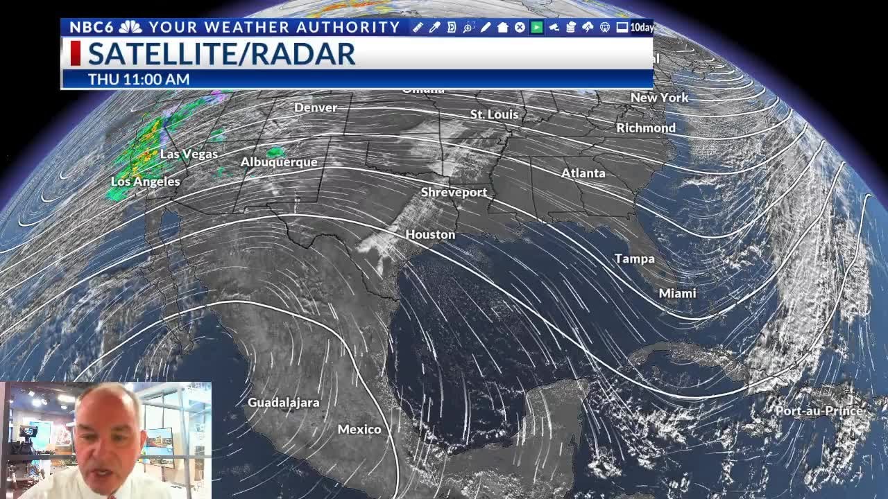 Windy Christmas Eve leads up to potential record-breaking Christmas Day ...