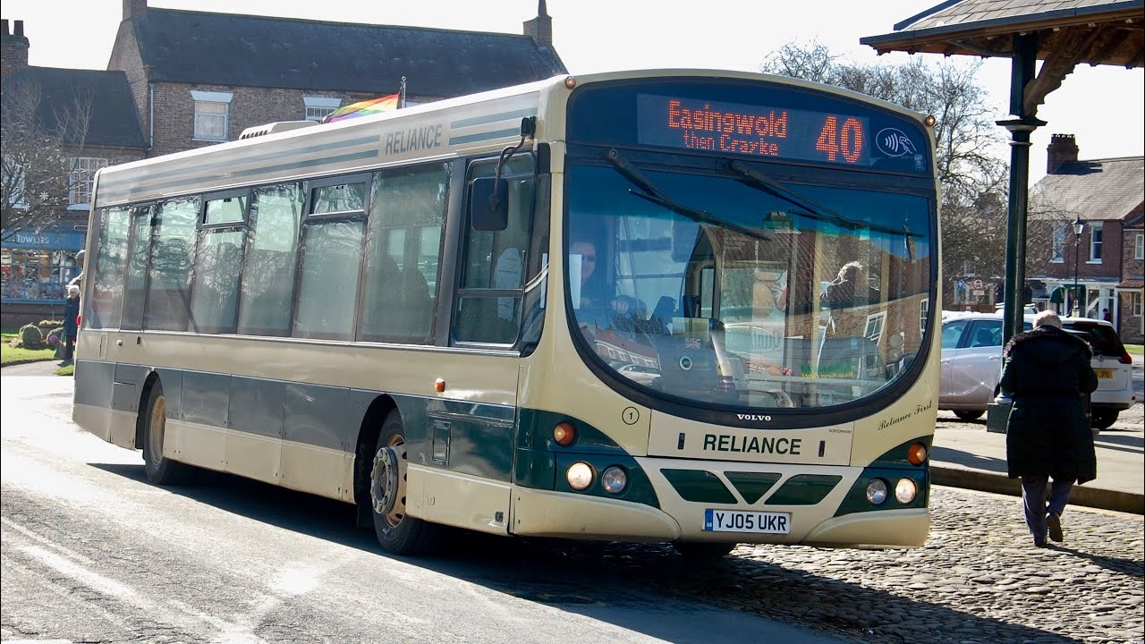 Beast + Loud Diff: Reliance Motor Services 1 (YJ05UKR) Volvo B7RLE ...