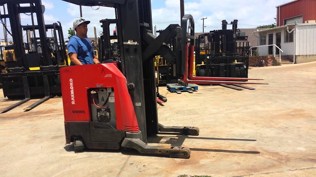 RAYMOND MODEL 740 R45TT SN 740 07 AB08527 (3) - YouTube