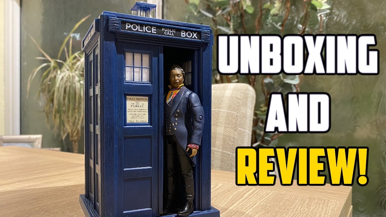 "The Fugitive Doctor and Tardis" Character Options Set Unboxing! | New ...