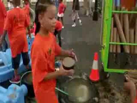 Imagination Playground in a box - YouTube