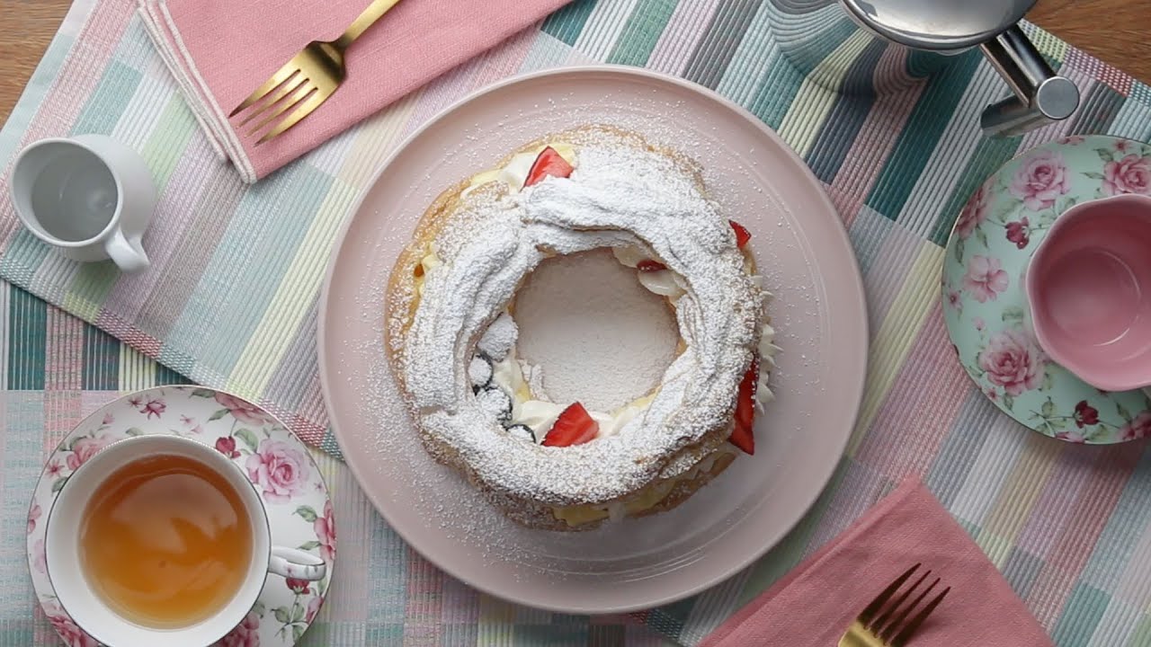 Berries & Cream Puff Ring - YouTube