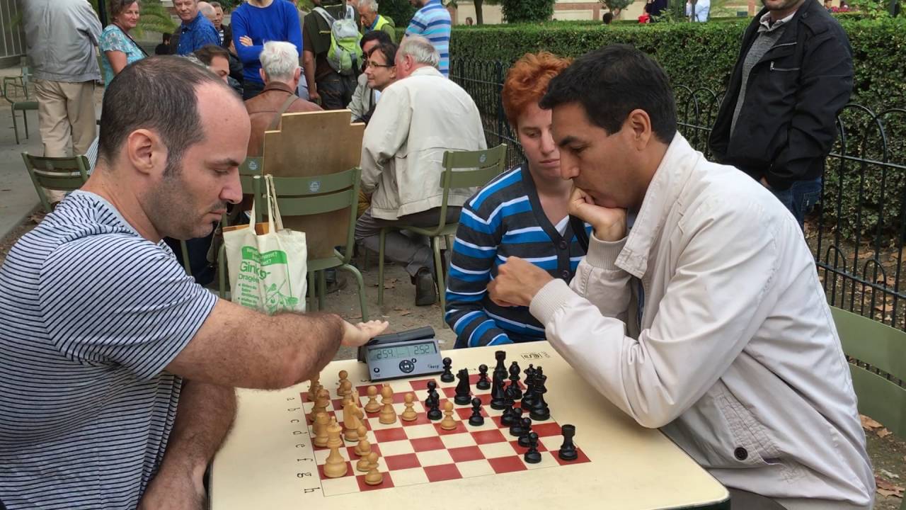 Chess in Paris: IM Greg Shahade plays two opponents at Jardin de ...