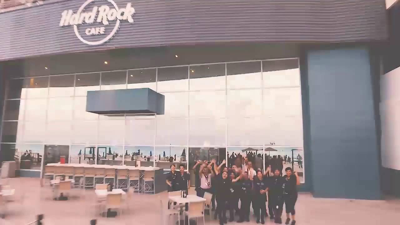 Hard Rock Cafe Cancun - YouTube