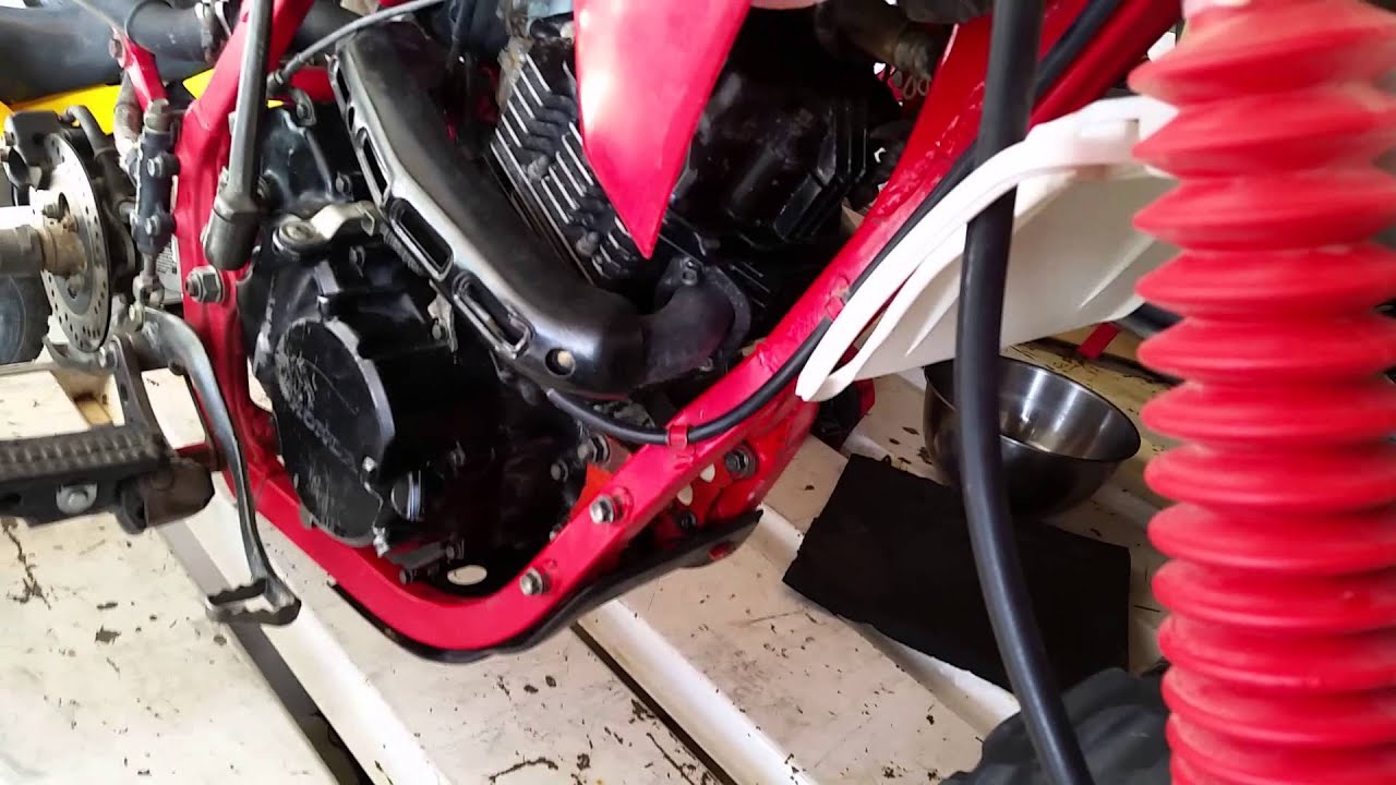 1986 200x with 1988 TRX200sx cam - YouTube