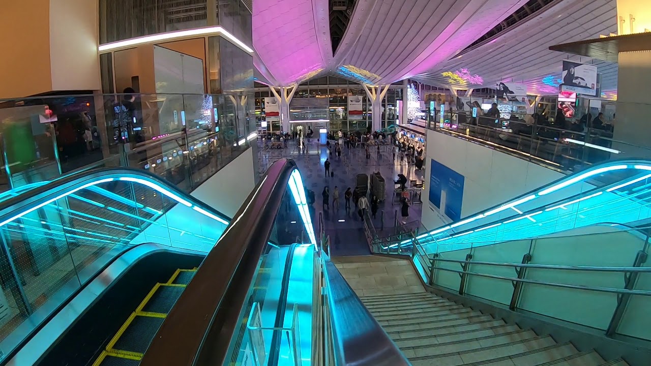 People In A Shopping Center In Timelapse Mode - Free Stock Creative ...