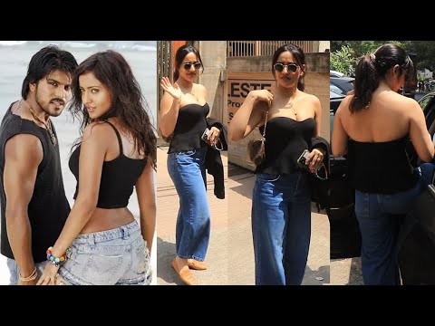 Ram Charan Heroine Neha Sharma With Her Boyfriend Snapped At Farmers Cafe | Wall Post