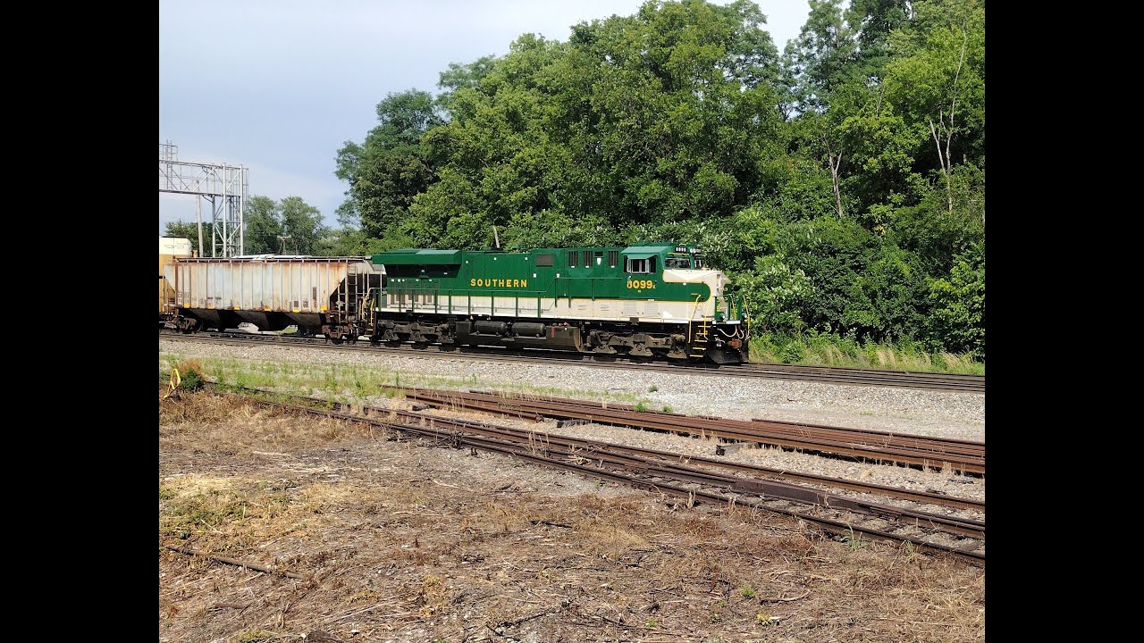 RailFanning In Ludlow Kentucky With The Southern Heritage Unit - YouTube