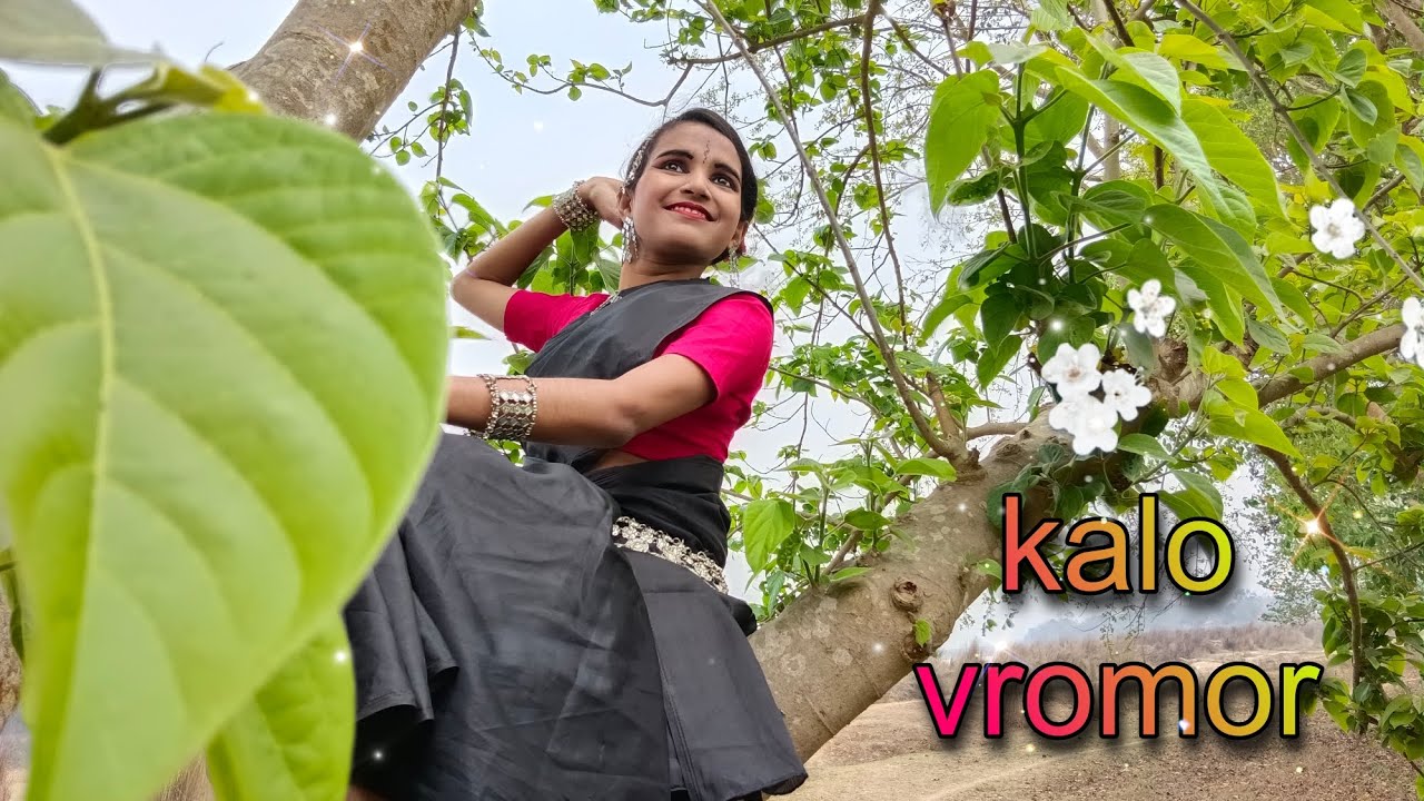 Kalo Vromor।।-Arpita Chakraborty।।Dance cover by -Jenieshya।। - YouTube