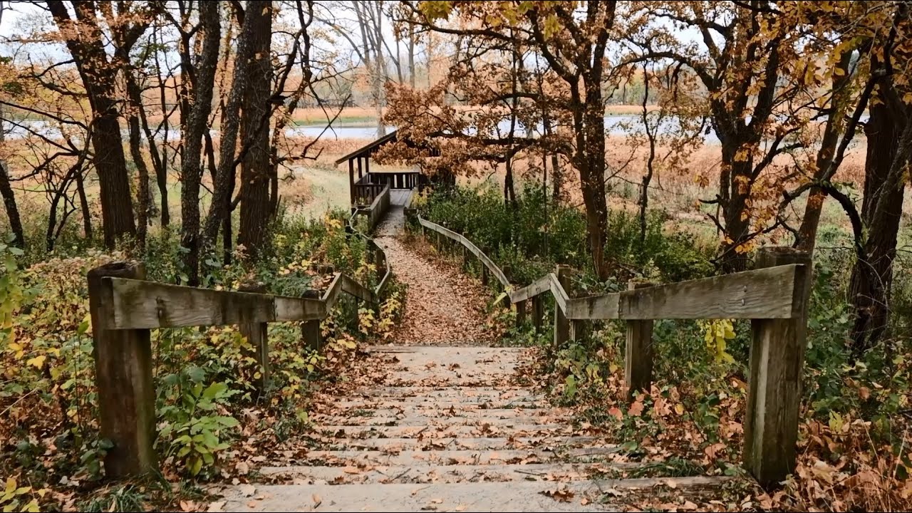 McHenry Dam Junction Loop Trail at Moraine Hills State Park - YouTube