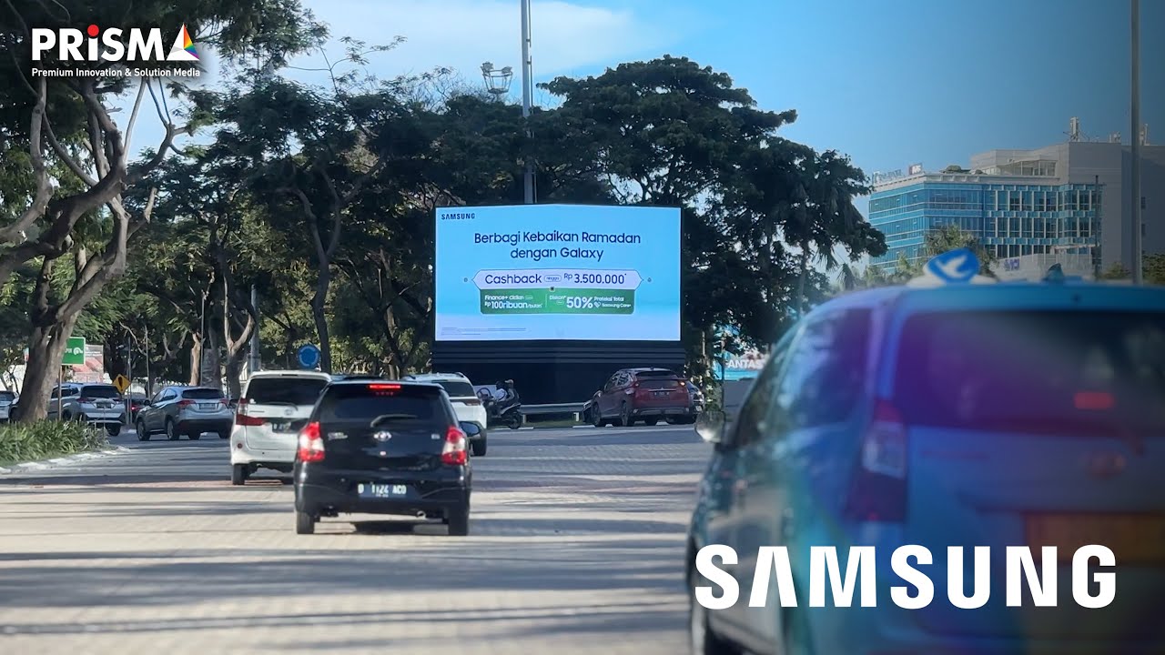 Samsung - Outdoor Media Campaign by Prisma Advertising - YouTube