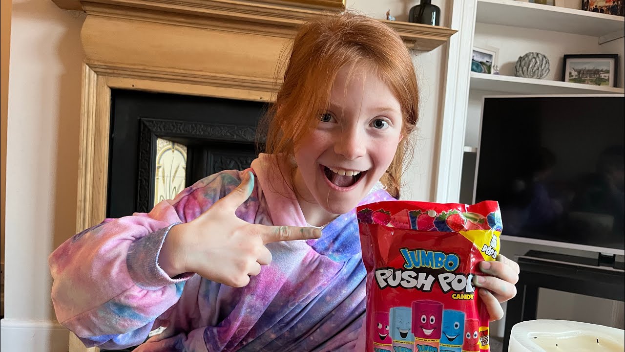 Tasting Push Pops #candy - YouTube
