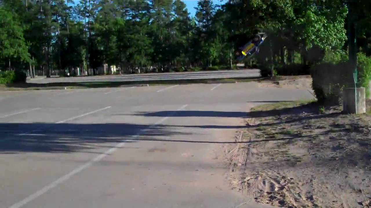 Traxxas Slash 4x4 Backflip Fail - YouTube