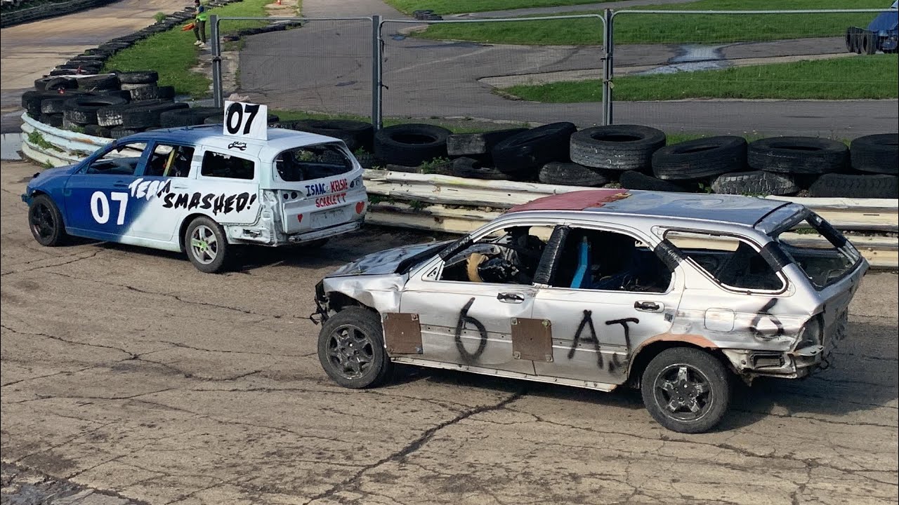 Angmering Oval Raceway Ladies Bangers 2/10/22 - YouTube