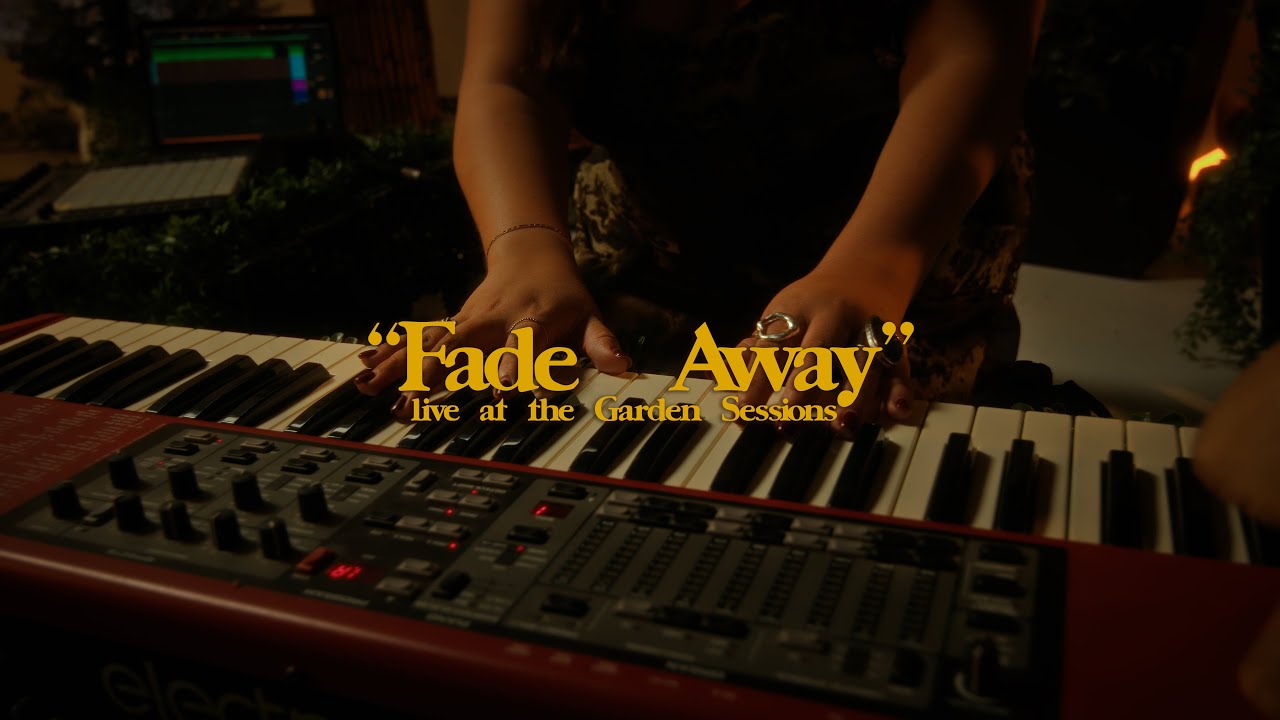 M'Lynn- Fade Away (Live at the Garden Sessions) - YouTube