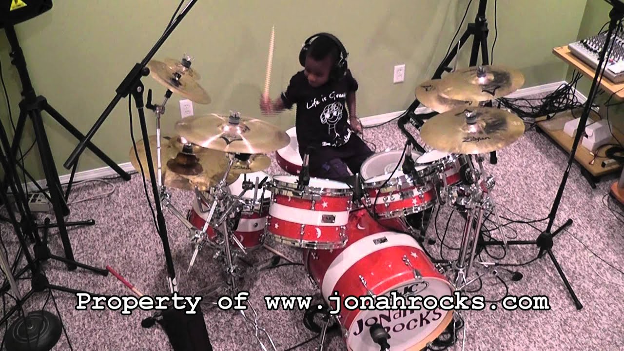 Def Leppard - Photograph, 6 Year Old Drummer, Jonah Rocks - YouTube