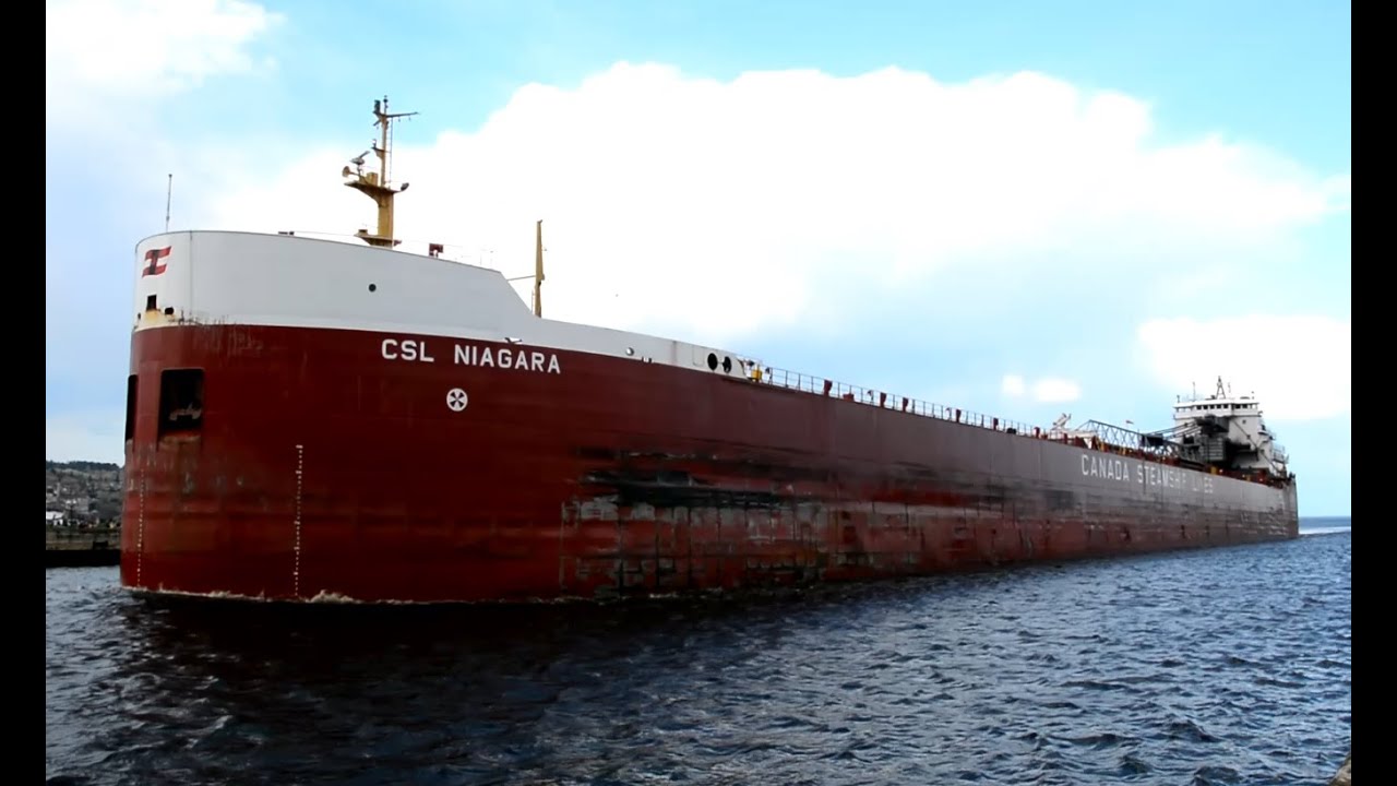 CSL NIAGARA After the Storm - YouTube