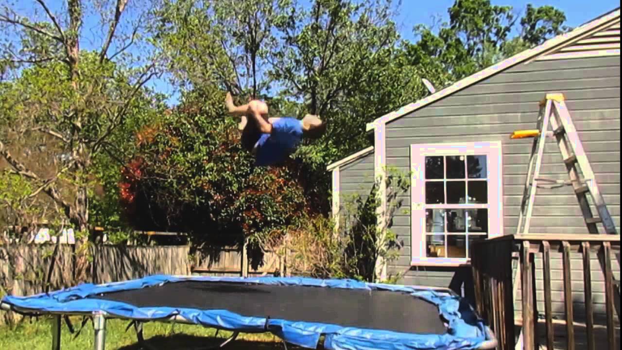 Trampoline Fail Faceplant - YouTube