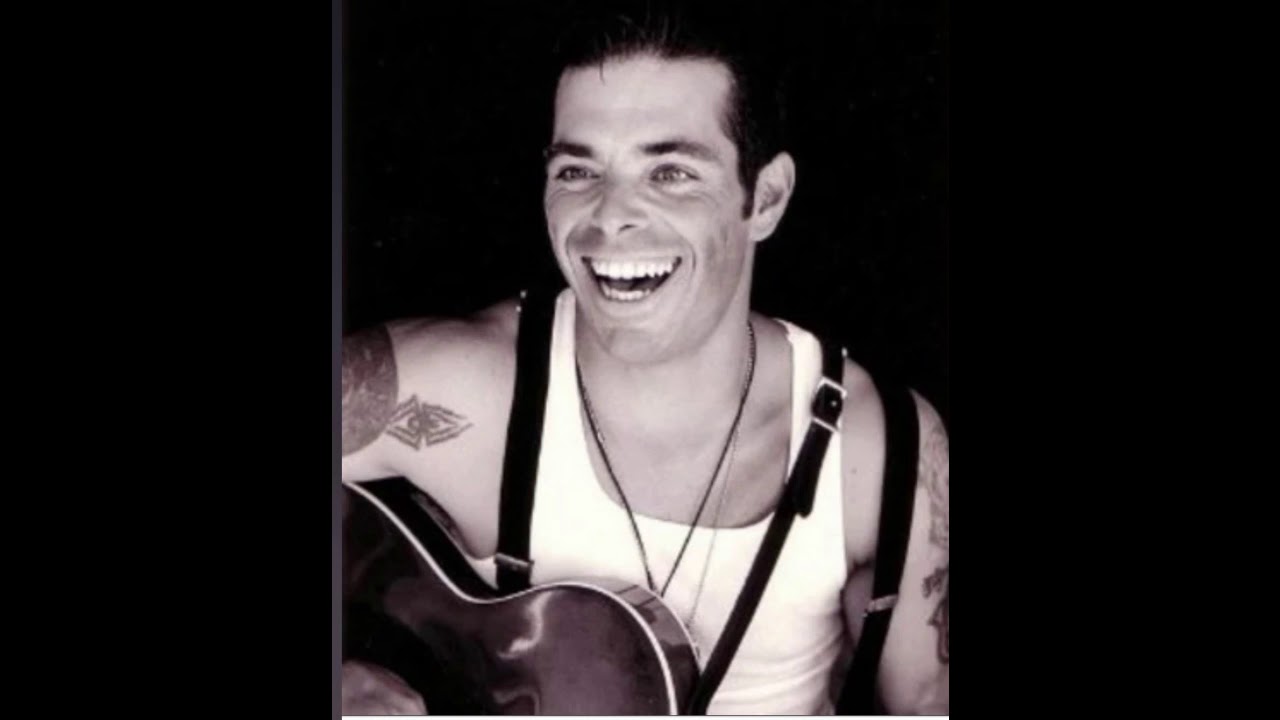 Doug Carrion on Field Day, The Descendents, Dag Nasty and more - YouTube