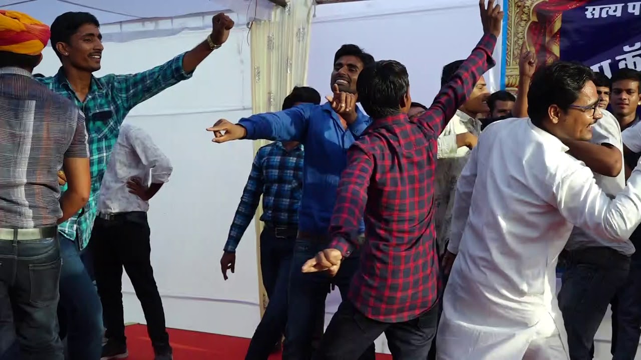 School staff and Student Dance party at 05 September - YouTube