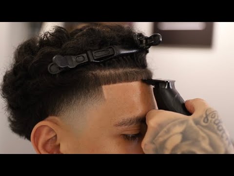 HIGH TAPER BARBER TUTORIAL | IN DEPTH - YouTube