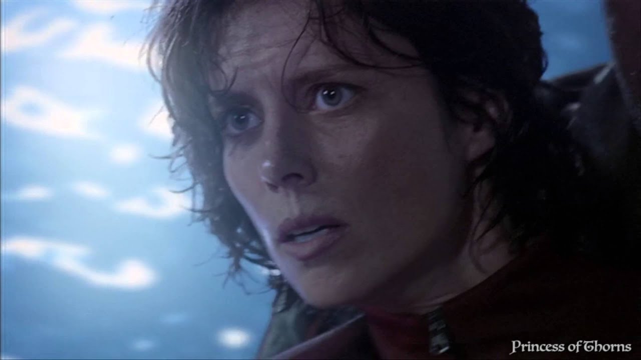 Stargate // John x Elizabeth » Sparks Fly - YouTube