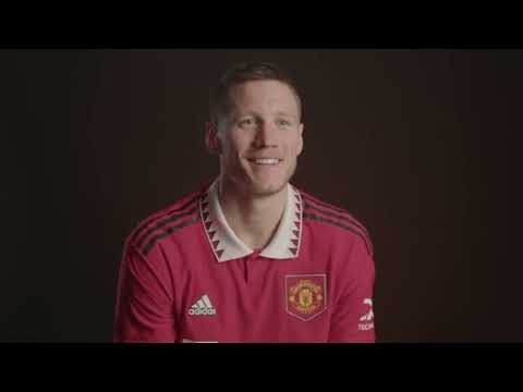 How to pronounce Wout Weghorst? Here is the answer from the man himself.  #manutd #mufc