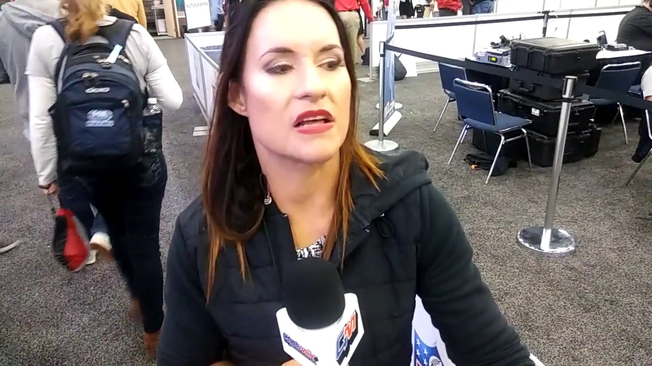 Jennifer Welter talks 1st women Coaching in the NFL. - YouTube