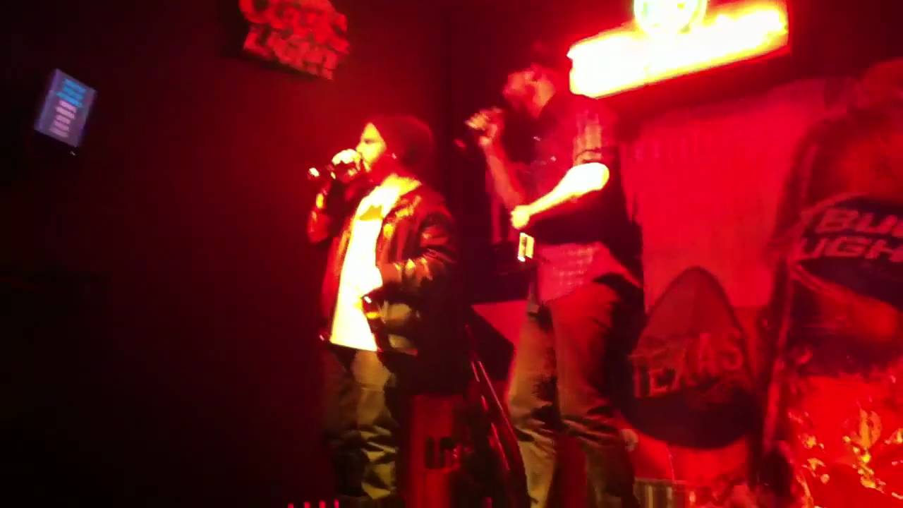 Ian Bangs and Batey Ray - Tootsie Roll - YouTube