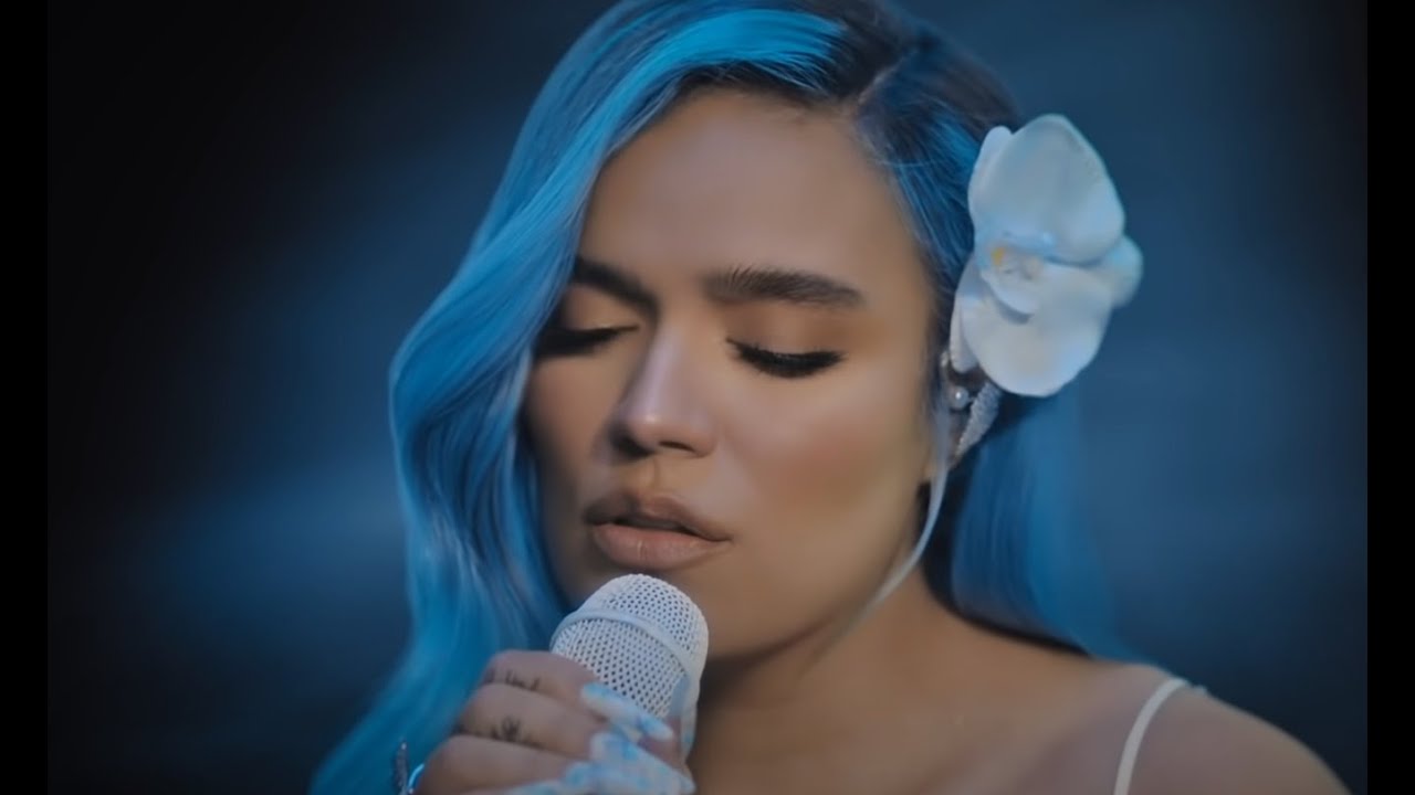 KAROL G - EL BARCO + OJITOS LINDOS🔥 - YouTube